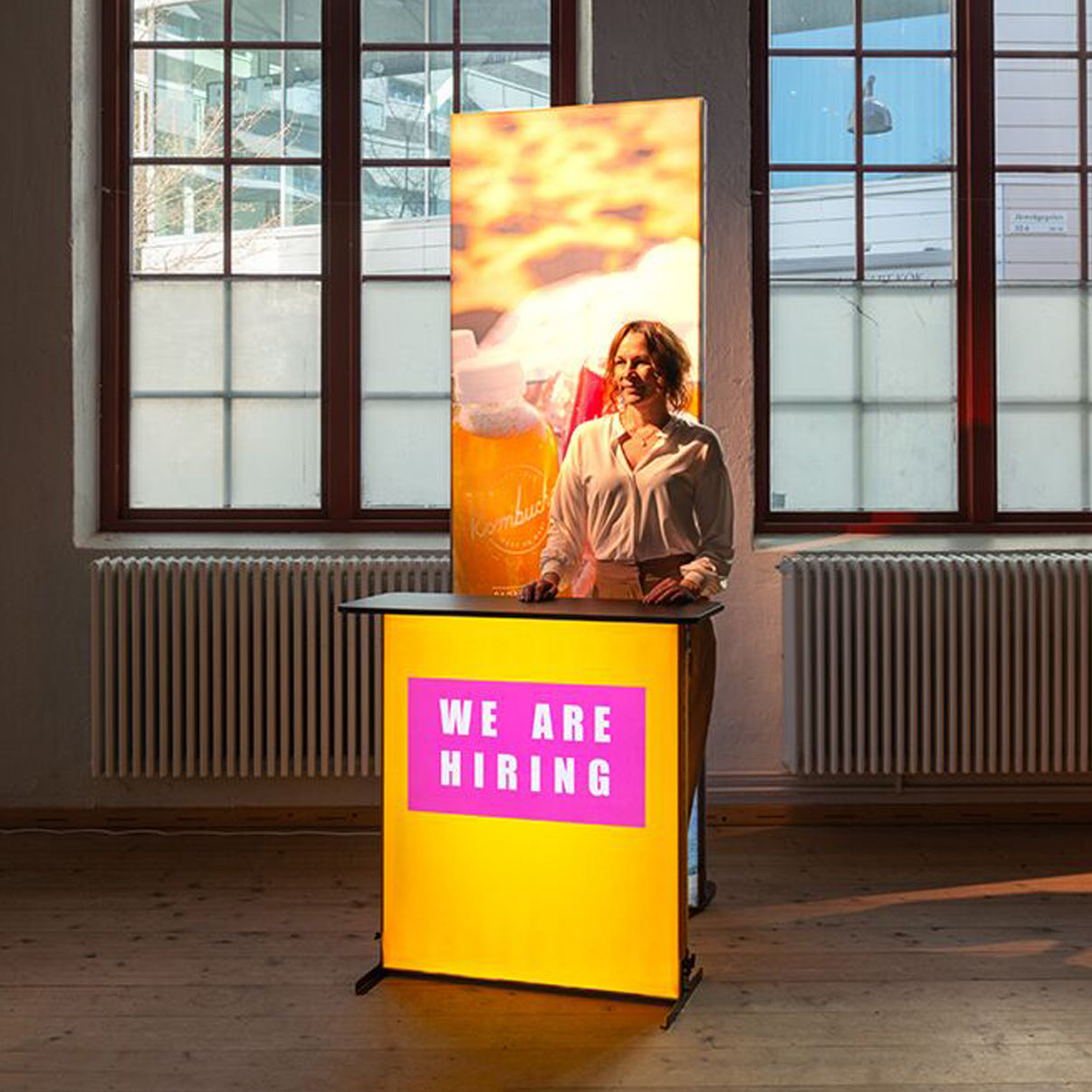 Expand Lightbox Counter | Zilla Display – Zilla Display - Columbus, OH